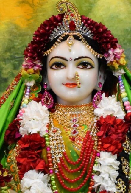 [195+] Beautiful Pictures Of Radha Rani | Radha Images