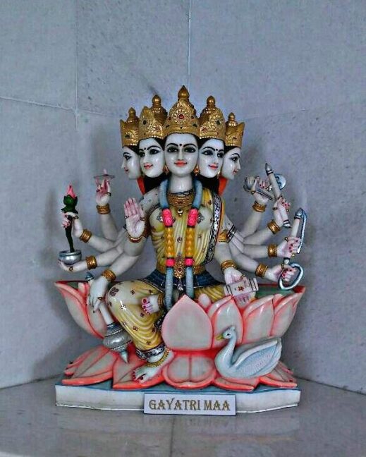 [142+] Maa Gayatri Images, Photos & Wallpaper Free Download